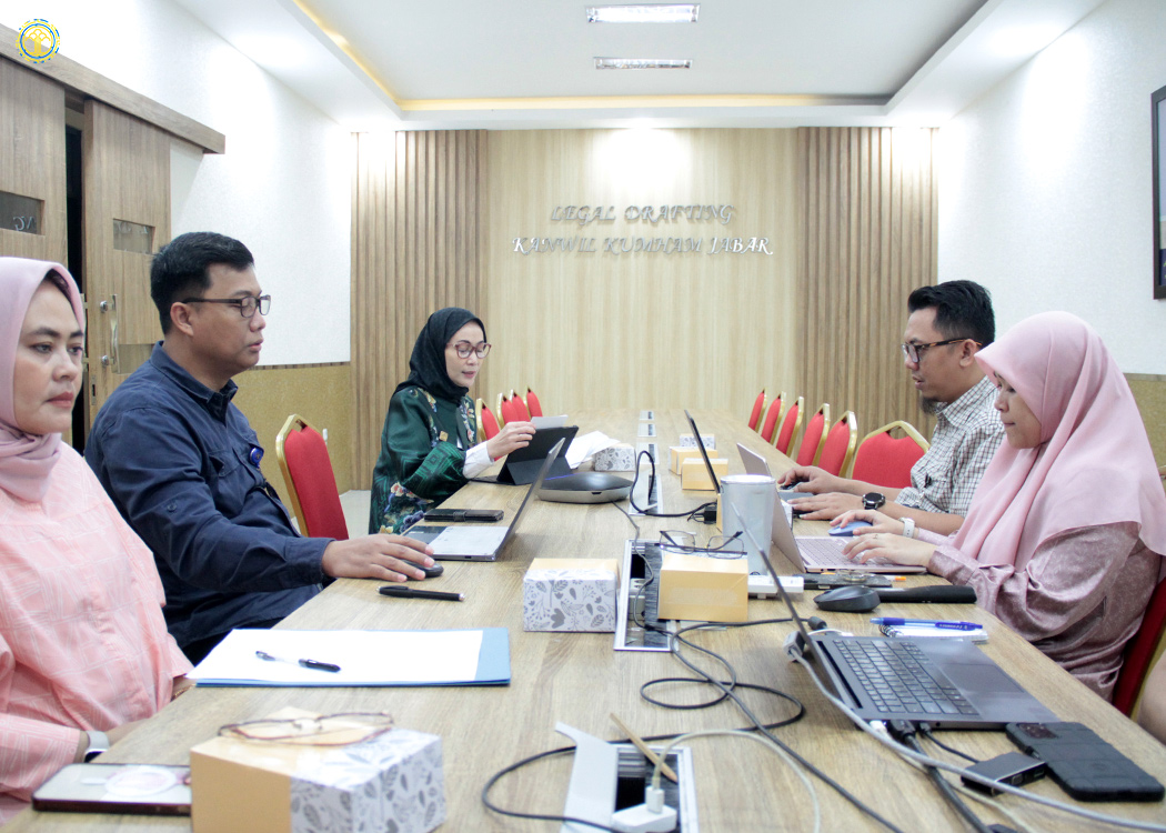 Kanwil Kemenkum Jabar dan Pemkot Banjar Harmonisasikan Bersama 5 Rancangan Peraturan